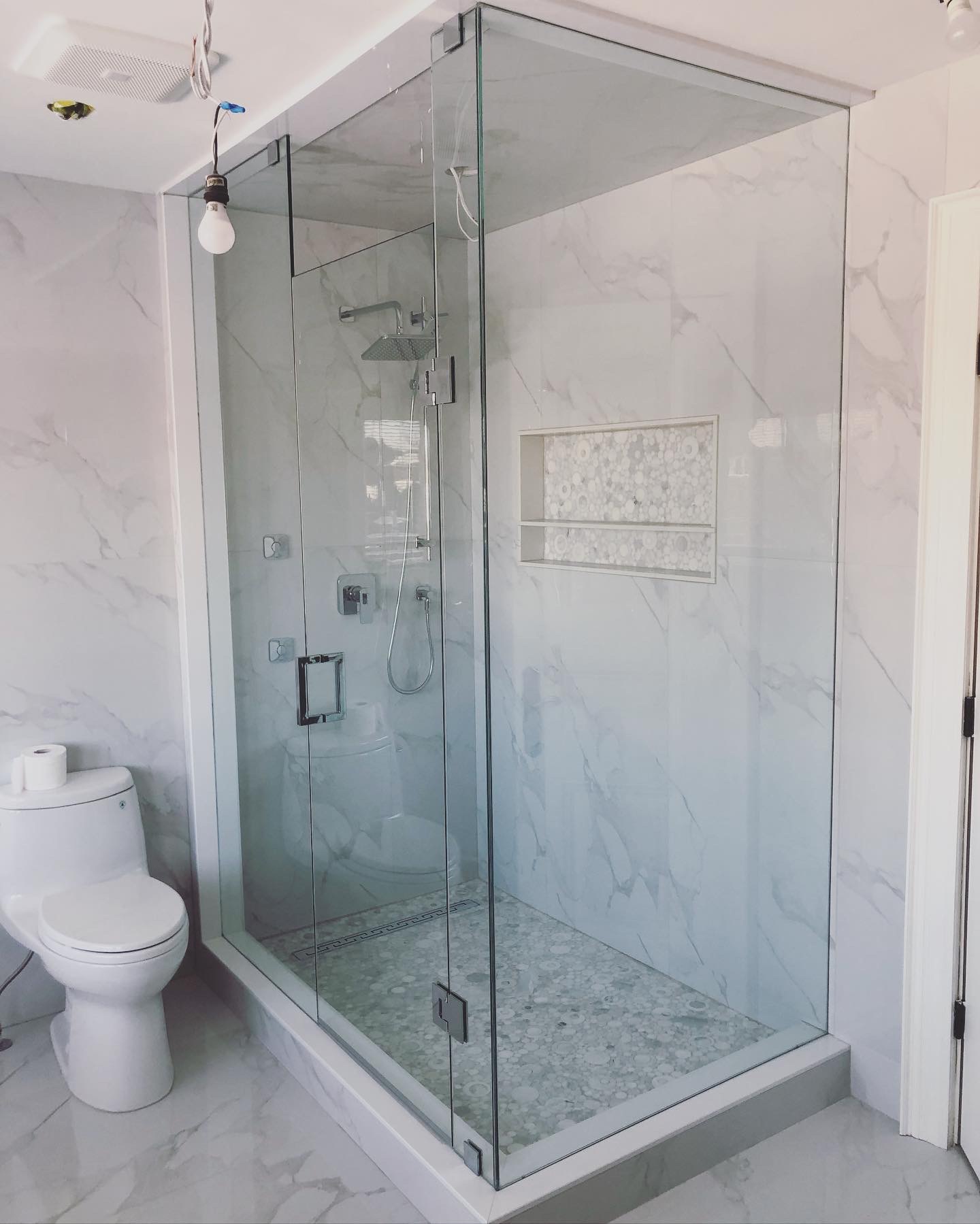Custom Corner Shower Glass Enclosures | Shower Lagoon