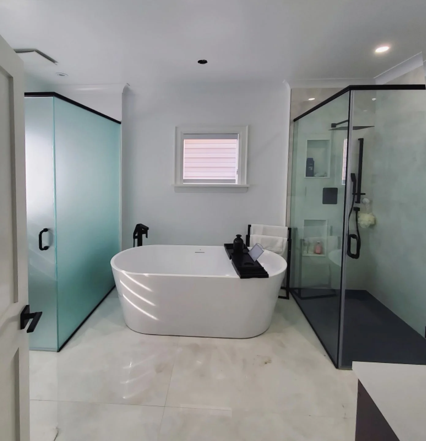 Glass Enclosures for Showers: Top Shower Door Company | Shower Lagoon